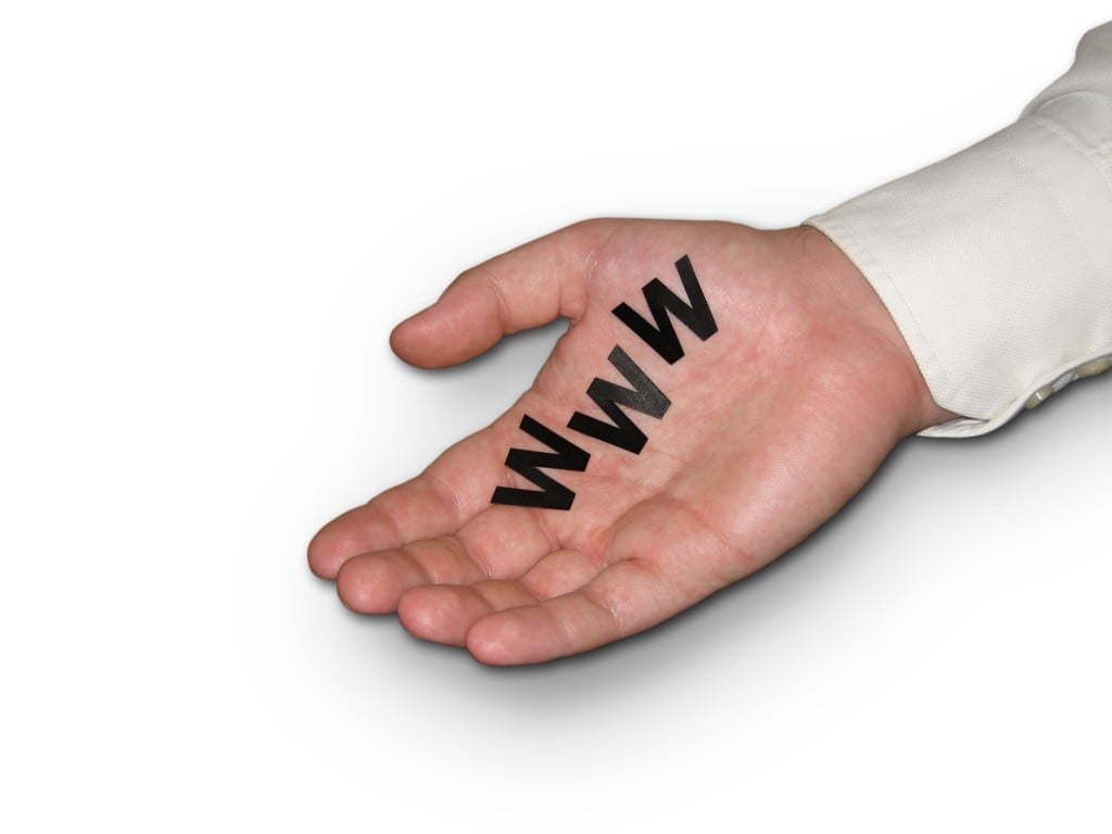 Google to enter domain sale industry | Engage Web